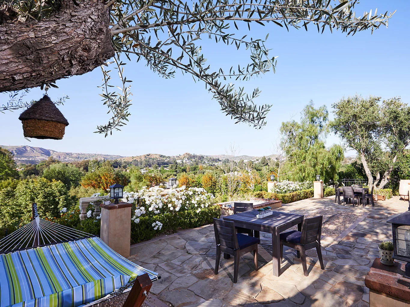 Teen Female Mental Health Treatment Facilities (12-18) | Newport Academy